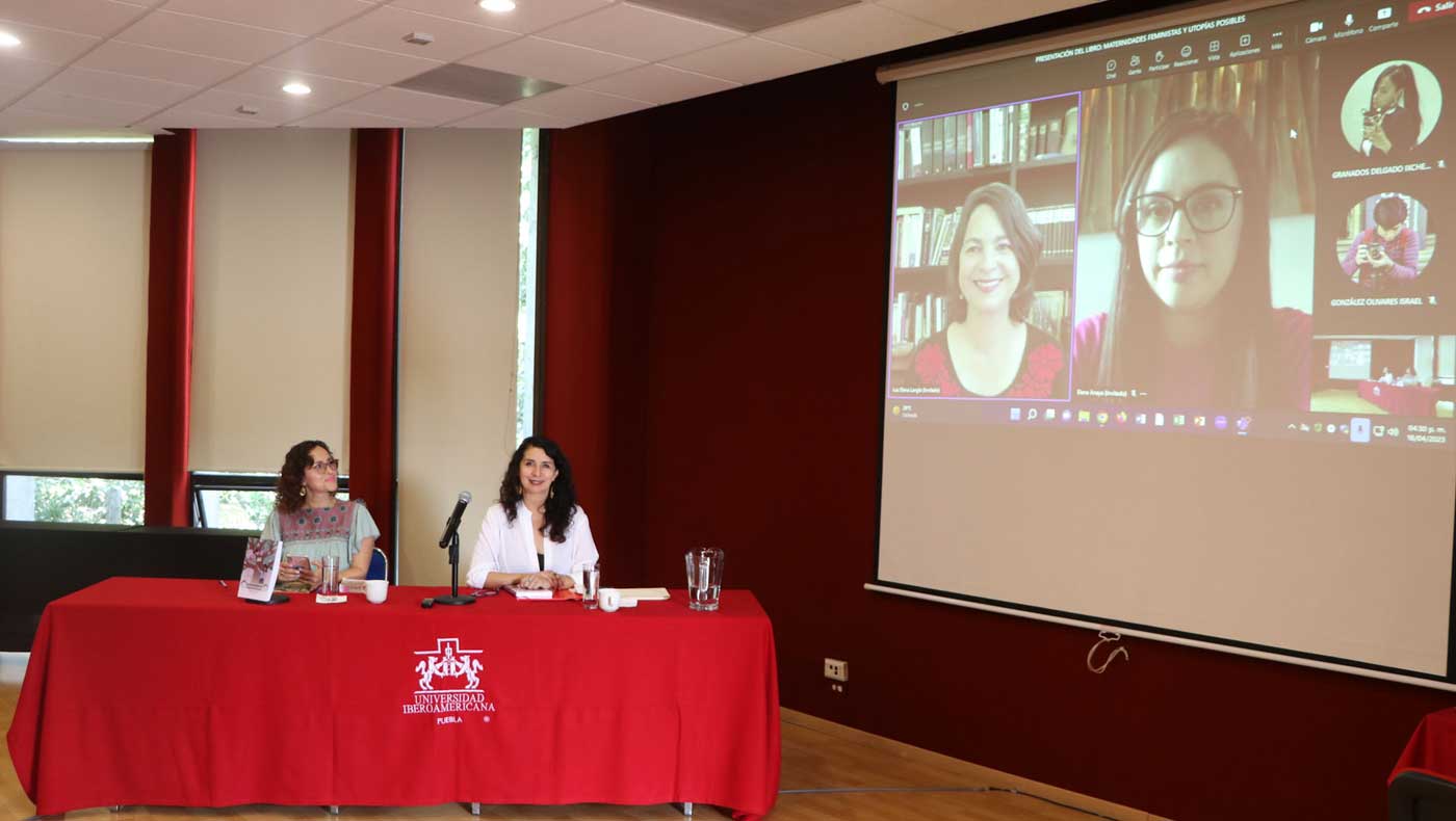 Presentan en IBERO el libro Presentan en IBERO el libro
